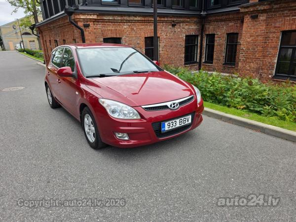 Красный Хендай i30 2009 в Таллин, объемом двигателя 1.60 л и пробегом 214 тыс. км за 2200 €, фото 7 на AUTOMOTO.COM.LV