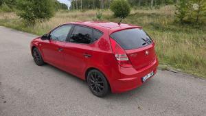 Красный Хендай i30 2009 в Клайпеда, объемом двигателя 1.58 л и пробегом 201 тыс. км за 1900 €, фото 6 на AUTOMOTO.COM.LV