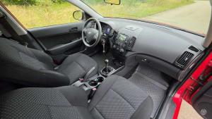 Красный Хендай i30 2009 в Клайпеда, объемом двигателя 1.58 л и пробегом 201 тыс. км за 1900 €, фото 11 на AUTOMOTO.COM.LV
