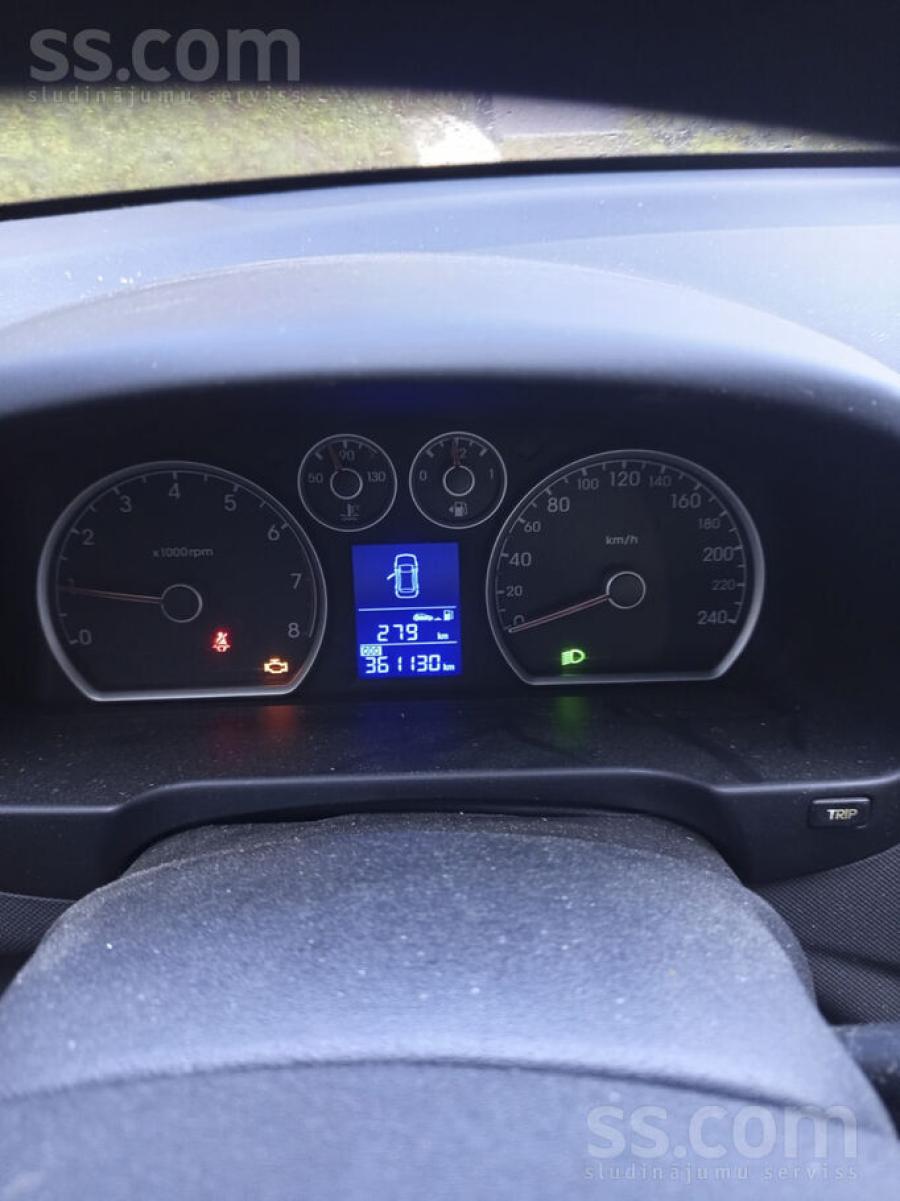 Sarkans Hyundai i30 2009 Aizkraukle, ar dzinēja tilpumu 1.40 L un nobraukumu 361 tūkst. km par 500 €, foto 6 vietnē AUTOMOTO.COM.LV