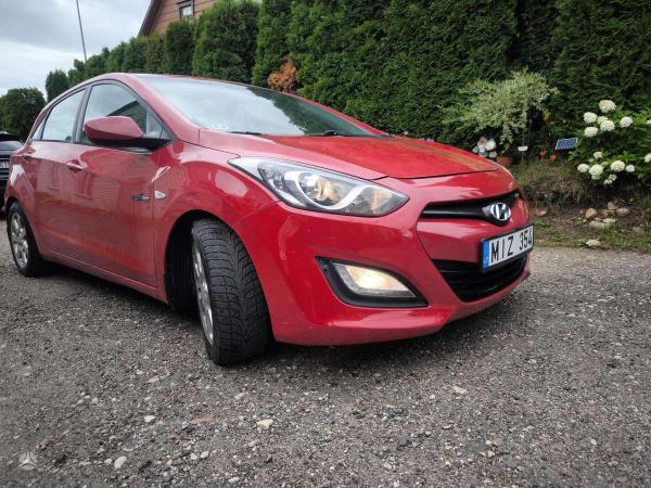 Sarkans Hyundai i30 2012 Molėtai, ar dzinēja tilpumu 1.58 L un nobraukumu 309 tūkst. km par 3000 €, foto 3 vietnē AUTOMOTO.COM.LV