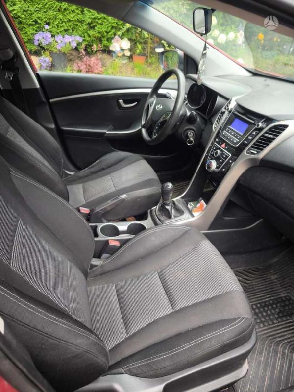 Sarkans Hyundai i30 2012 Molėtai, ar dzinēja tilpumu 1.58 L un nobraukumu 309 tūkst. km par 3000 €, foto 7 vietnē AUTOMOTO.COM.LV