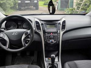 Красный Хендай i30 2012 в Молетай, объемом двигателя 1.58 л и пробегом 309 тыс. км за 3000 €, фото 9 на AUTOMOTO.COM.LV