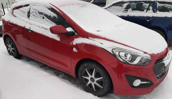 Sarkans Hyundai i30 2013 Marijampole, ar dzinēja tilpumu 1.40 L un nobraukumu 157 tūkst. km par 2950 €, foto 1 vietnē AUTOMOTO.COM.LV