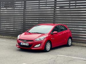 Sarkans Hyundai i30 2013 Rīga, ar dzinēja tilpumu 1.40 L un nobraukumu 0 tūkst. km par 4650 €, foto  vietnē AUTOMOTO.COM.LV