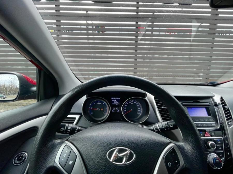 Sarkans Hyundai i30 2013 Rīga, ar dzinēja tilpumu 1.40 L un nobraukumu 0 tūkst. km par 4650 €, foto 13 vietnē AUTOMOTO.COM.LV