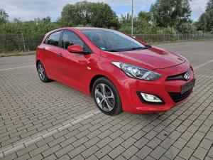 Red Hyundai i30 2013 in Marijampole, with an engine capacity of 1.40 L and mileage of 176 thousand km for 4250 €, photo  on AUTOMOTO.COM.LV