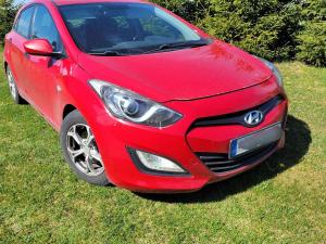 Red Hyundai i30 2013 in Kaunas, with an engine capacity of 1.40 L and mileage of 260 thousand km for 1999 €, photo 10 on AUTOMOTO.COM.LV