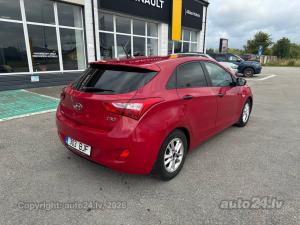 Sarkans Hyundai i30 2013 Narva, ar dzinēja tilpumu 1.40 L un nobraukumu 152 tūkst. km par 4790 €, foto 5 vietnē AUTOMOTO.COM.LV