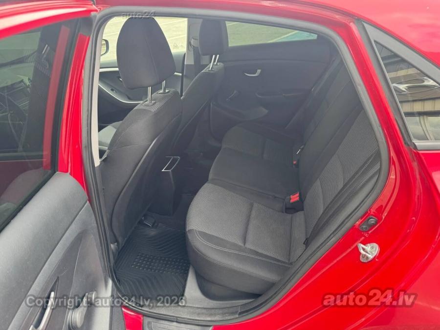 Sarkans Hyundai i30 2013 Narva, ar dzinēja tilpumu 1.40 L un nobraukumu 152 tūkst. km par 4790 €, foto 7 vietnē AUTOMOTO.COM.LV