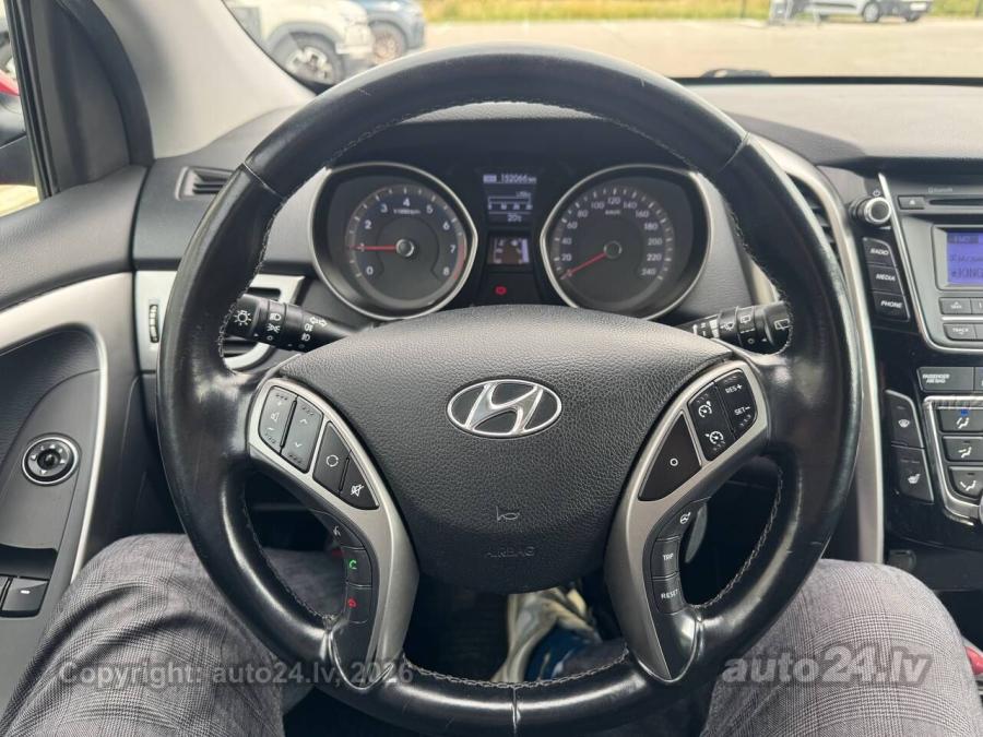 Sarkans Hyundai i30 2013 Narva, ar dzinēja tilpumu 1.40 L un nobraukumu 152 tūkst. km par 4790 €, foto 8 vietnē AUTOMOTO.COM.LV