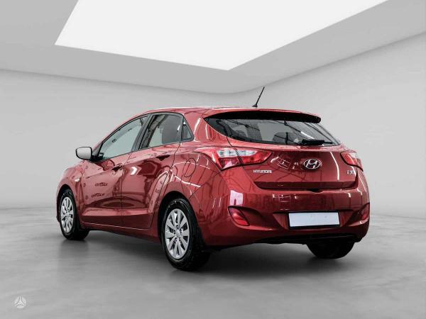Sarkans Hyundai i30 2015 Kauņa, ar dzinēja tilpumu 1.40 L un nobraukumu 227 tūkst. km par 3900 €, foto 3 vietnē AUTOMOTO.COM.LV