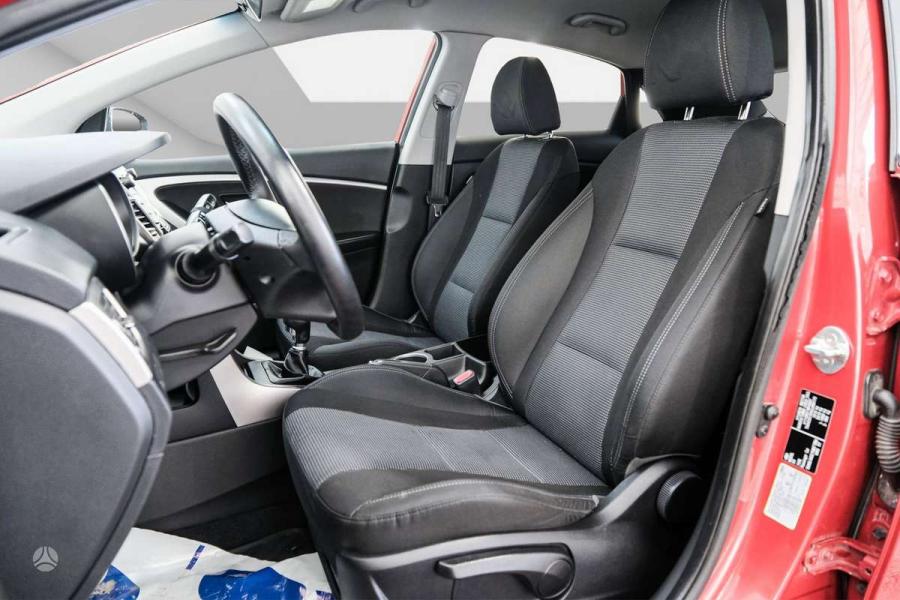 Sarkans Hyundai i30 2015 Kauņa, ar dzinēja tilpumu 1.40 L un nobraukumu 227 tūkst. km par 3900 €, foto 6 vietnē AUTOMOTO.COM.LV