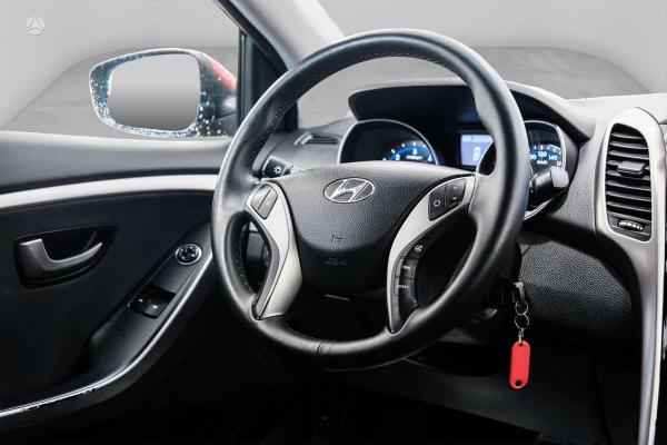Sarkans Hyundai i30 2015 Kauņa, ar dzinēja tilpumu 1.40 L un nobraukumu 227 tūkst. km par 3900 €, foto 7 vietnē AUTOMOTO.COM.LV