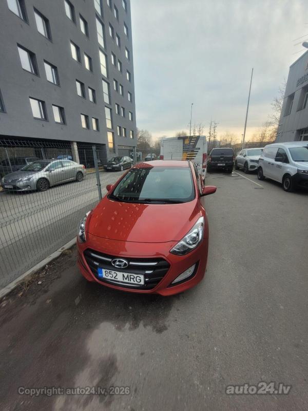 Red Hyundai i30 2017 in Tallinn, with an engine capacity of 1.40 L and mileage of 88 thousand km for 6900 €, photo 3 on AUTOMOTO.COM.LV