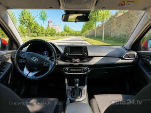 Красный Хендай i30 2018 в Таллин, объемом двигателя 1.40 л и пробегом 127 тыс. км за 11500 €, фото 6 на AUTOMOTO.COM.LV