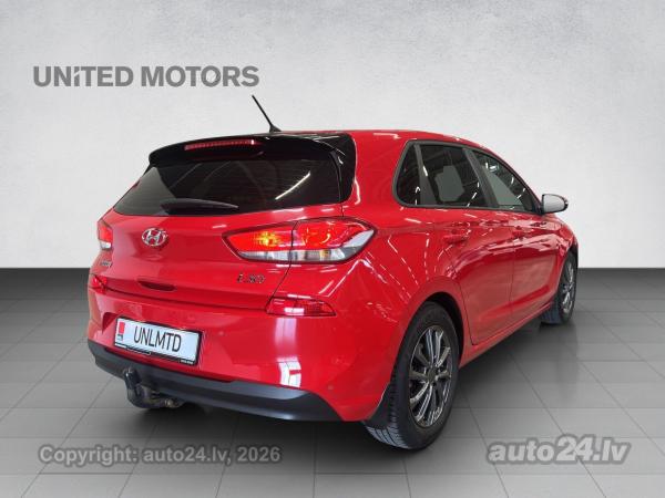 Red Hyundai i30 2018 in Tallinn, with an engine capacity of 1.40 L and mileage of 92 thousand km for 10500 €, photo 2 on AUTOMOTO.COM.LV