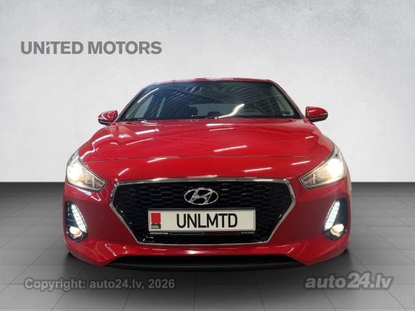 Red Hyundai i30 2018 in Tallinn, with an engine capacity of 1.40 L and mileage of 92 thousand km for 10500 €, photo 5 on AUTOMOTO.COM.LV