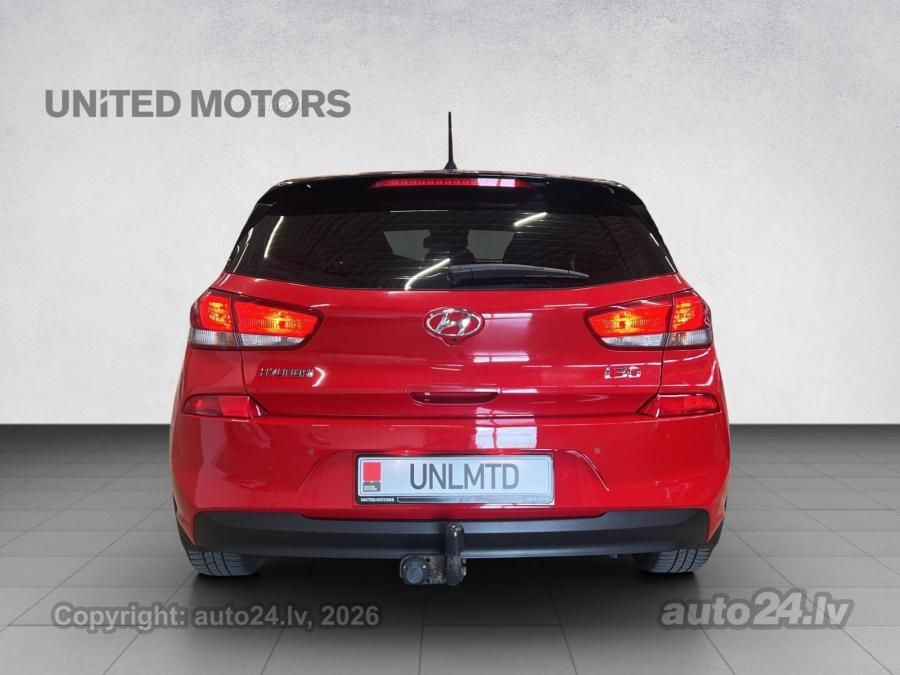 Sarkans Hyundai i30 2018 Tallina, ar dzinēja tilpumu 1.40 L un nobraukumu 92 tūkst. km par 10500 €, foto 7 vietnē AUTOMOTO.COM.LV