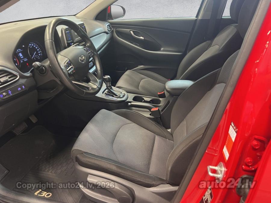 Sarkans Hyundai i30 2018 Tallina, ar dzinēja tilpumu 1.40 L un nobraukumu 92 tūkst. km par 10500 €, foto 9 vietnē AUTOMOTO.COM.LV