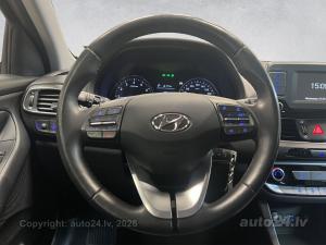 Sarkans Hyundai i30 2018 Tallina, ar dzinēja tilpumu 1.40 L un nobraukumu 92 tūkst. km par 10500 €, foto 10 vietnē AUTOMOTO.COM.LV