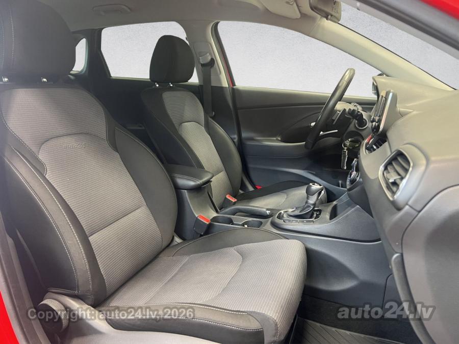 Sarkans Hyundai i30 2018 Tallina, ar dzinēja tilpumu 1.40 L un nobraukumu 92 tūkst. km par 10500 €, foto 12 vietnē AUTOMOTO.COM.LV