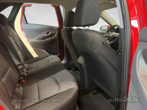 Sarkans Hyundai i30 2018 Tallina, ar dzinēja tilpumu 1.40 L un nobraukumu 92 tūkst. km par 10500 €, foto 13 vietnē AUTOMOTO.COM.LV