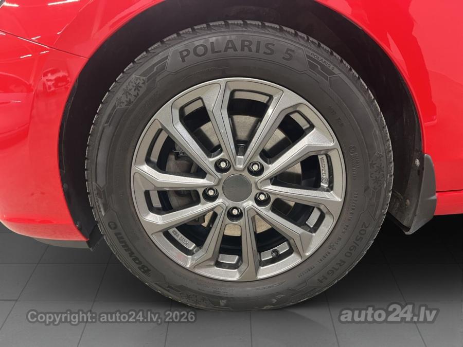 Sarkans Hyundai i30 2018 Tallina, ar dzinēja tilpumu 1.40 L un nobraukumu 92 tūkst. km par 10500 €, foto 15 vietnē AUTOMOTO.COM.LV
