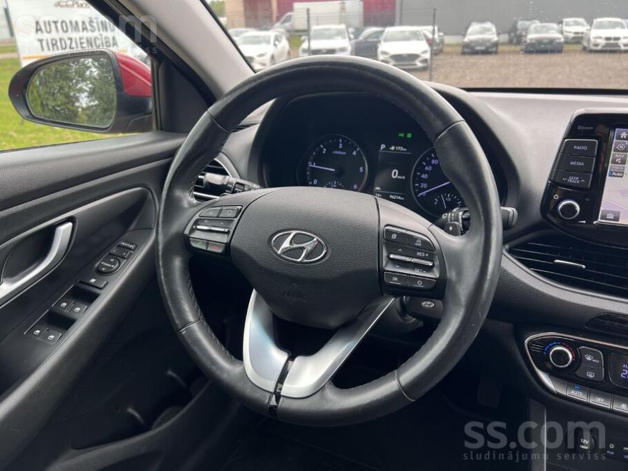 Sarkans Hyundai i30 2018 Limbaži, ar dzinēja tilpumu 1.60 L un nobraukumu 96 tūkst. km par 10550 €, foto 14 vietnē AUTOMOTO.COM.LV