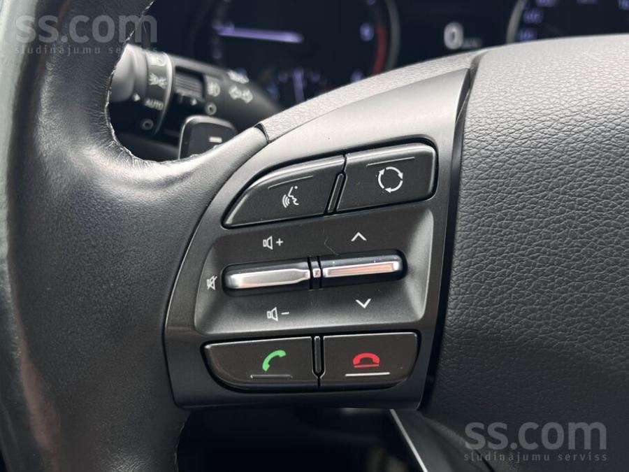Sarkans Hyundai i30 2018 Limbaži, ar dzinēja tilpumu 1.60 L un nobraukumu 96 tūkst. km par 10550 €, foto 24 vietnē AUTOMOTO.COM.LV