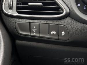 Sarkans Hyundai i30 2018 Limbaži, ar dzinēja tilpumu 1.60 L un nobraukumu 96 tūkst. km par 10550 €, foto 25 vietnē AUTOMOTO.COM.LV