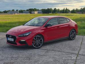 Красный Хендай i30 2020 в Раквере, объемом двигателя 2.00 л и пробегом 76 тыс. км за 19900 €, фото  на AUTOMOTO.COM.LV