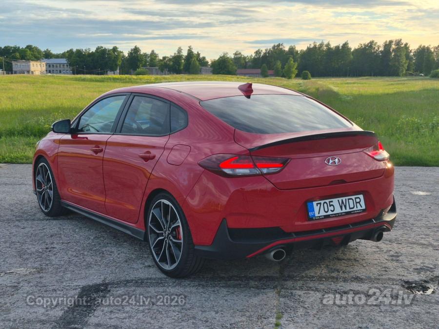 Sarkans Hyundai i30 2020 Rakvere, ar dzinēja tilpumu 2.00 L un nobraukumu 76 tūkst. km par 19900 €, foto 5 vietnē AUTOMOTO.COM.LV