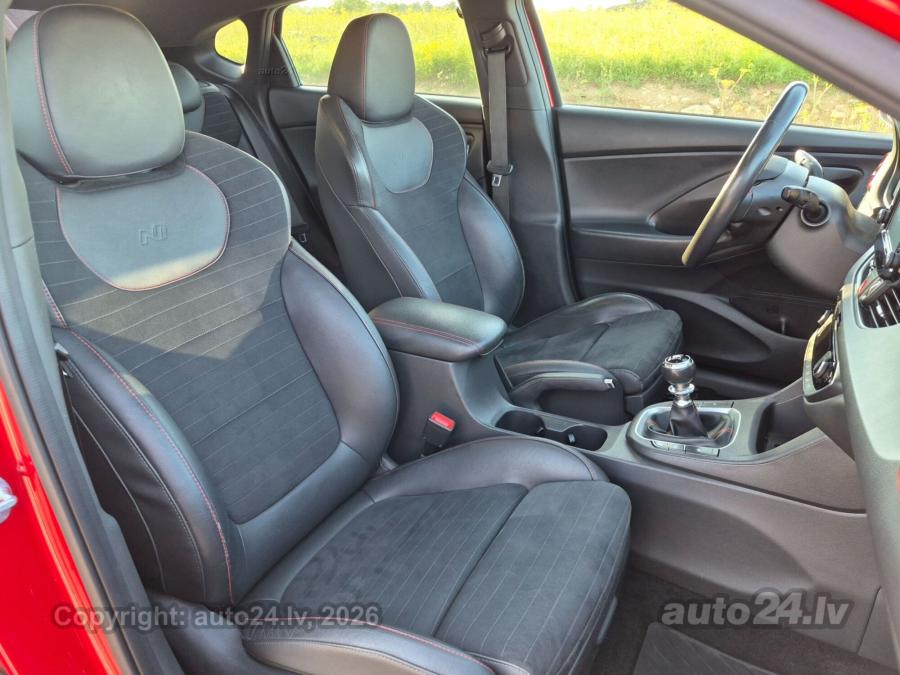 Sarkans Hyundai i30 2020 Rakvere, ar dzinēja tilpumu 2.00 L un nobraukumu 76 tūkst. km par 19900 €, foto 15 vietnē AUTOMOTO.COM.LV