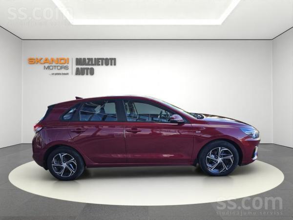 Sarkans Hyundai i30 2021 Liepāja, ar dzinēja tilpumu 1.50 L un nobraukumu 76 tūkst. km par 13490 €, foto 7 vietnē AUTOMOTO.COM.LV