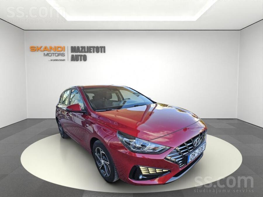 Red Hyundai i30 2021 in Liepaja, with an engine capacity of 1.50 L and mileage of 76 thousand km for 13490 €, photo 9 on AUTOMOTO.COM.LV