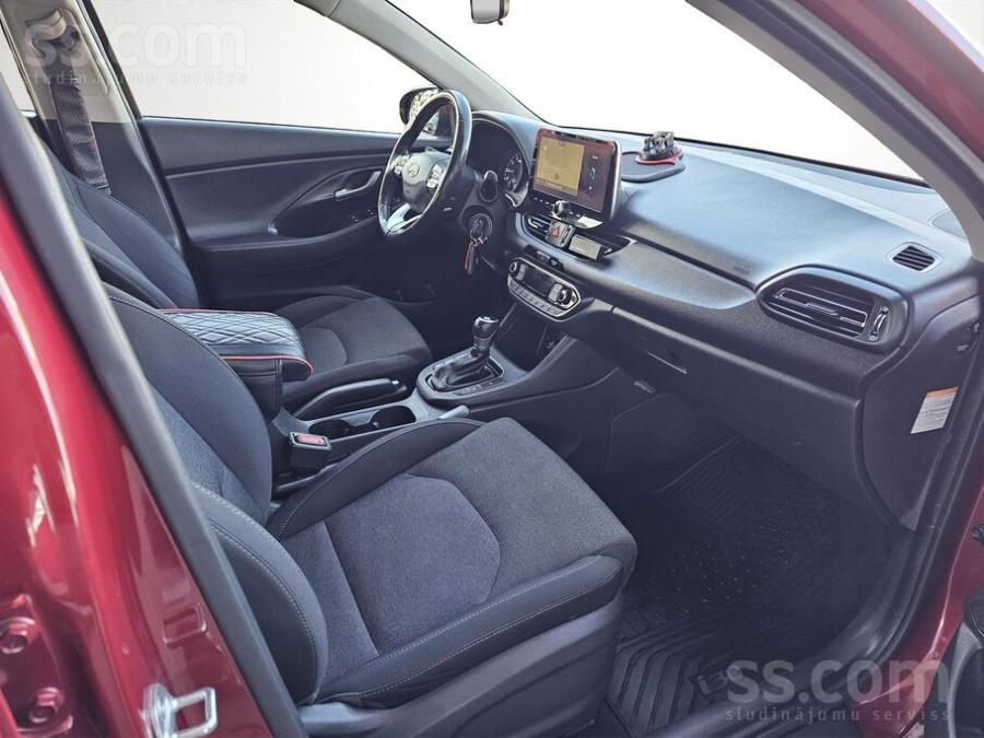 Sarkans Hyundai i30 2021 Liepāja, ar dzinēja tilpumu 1.50 L un nobraukumu 76 tūkst. km par 12990 €, foto 13 vietnē AUTOMOTO.COM.LV