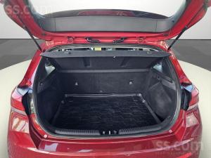 Sarkans Hyundai i30 2021 Liepāja, ar dzinēja tilpumu 1.50 L un nobraukumu 76 tūkst. km par 12990 €, foto 14 vietnē AUTOMOTO.COM.LV