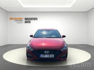 Sarkans Hyundai i30 2022 Rīga, ar dzinēja tilpumu 1.50 L un nobraukumu 80 tūkst. km par 11990 €, foto 3 vietnē AUTOMOTO.COM.LV