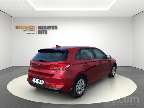Red Hyundai i30 2022 in Riga, with an engine capacity of 1.50 L and mileage of 80 thousand km for 11990 €, photo 6 on AUTOMOTO.COM.LV