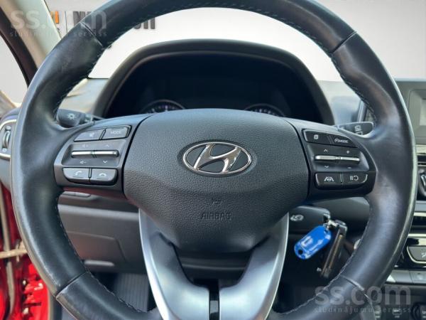 Red Hyundai i30 2022 in Riga, with an engine capacity of 1.50 L and mileage of 80 thousand km for 11990 €, photo 10 on AUTOMOTO.COM.LV
