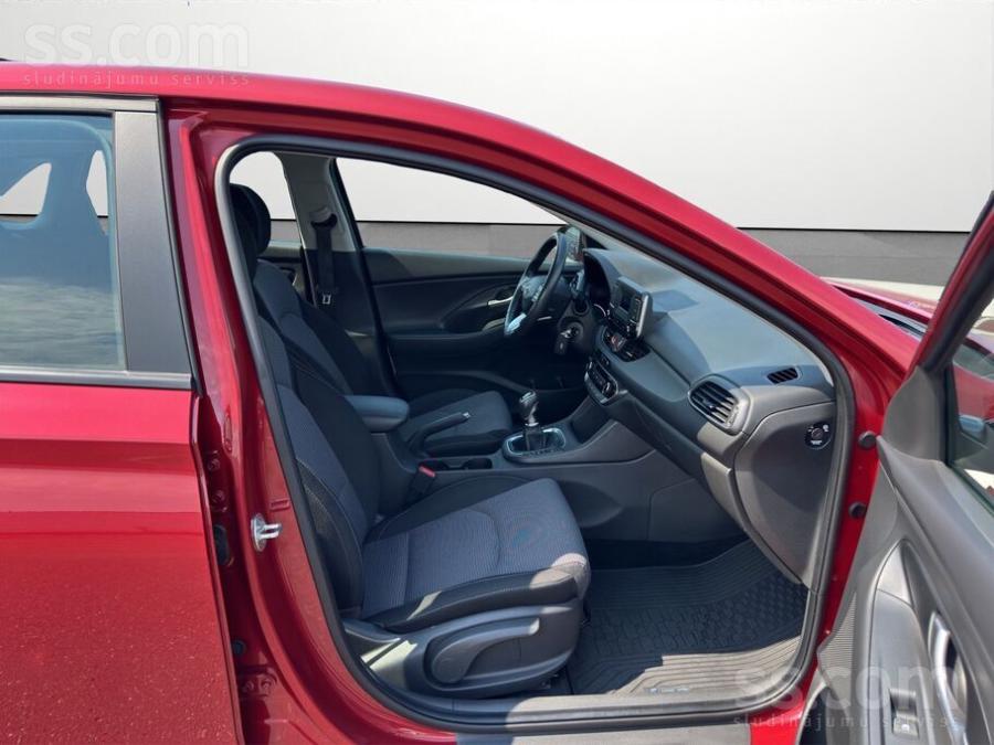 Sarkans Hyundai i30 2022 Rīga, ar dzinēja tilpumu 1.50 L un nobraukumu 80 tūkst. km par 11990 €, foto 18 vietnē AUTOMOTO.COM.LV