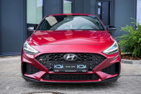 Красный Хендай i30 2022 в Каунас, объемом двигателя 1.48 л и пробегом 53 тыс. км за 16450 €, фото 4 на AUTOMOTO.COM.LV