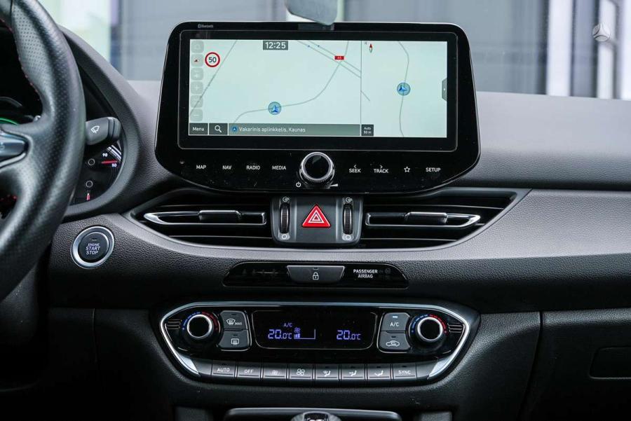 Красный Хендай i30 2022 в Каунас, объемом двигателя 1.48 л и пробегом 53 тыс. км за 16450 €, фото 21 на AUTOMOTO.COM.LV