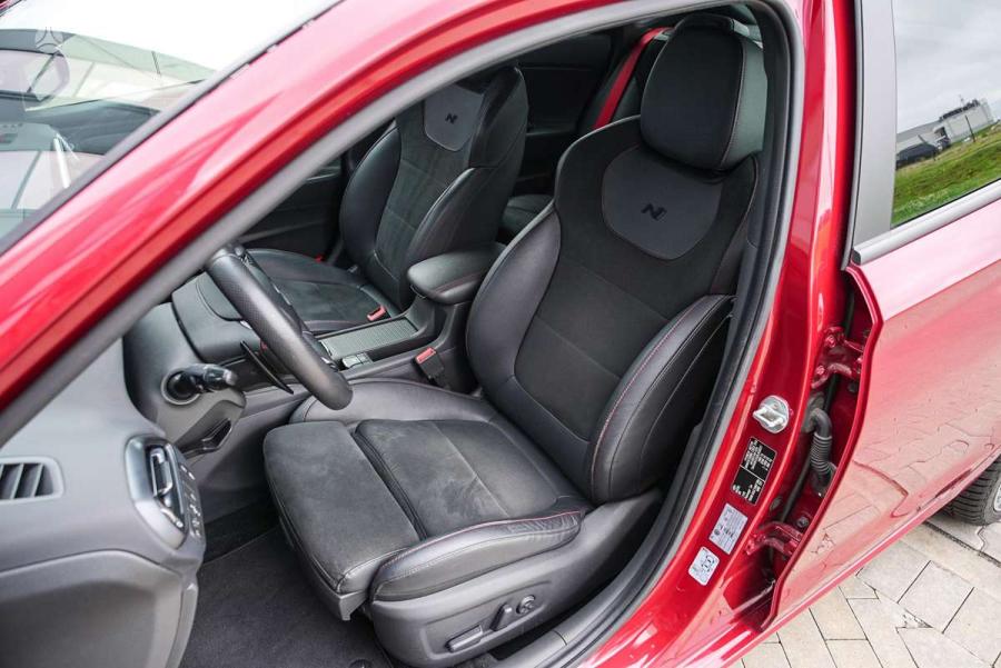 Красный Хендай i30 2022 в Каунас, объемом двигателя 1.48 л и пробегом 53 тыс. км за 16450 €, фото 27 на AUTOMOTO.COM.LV