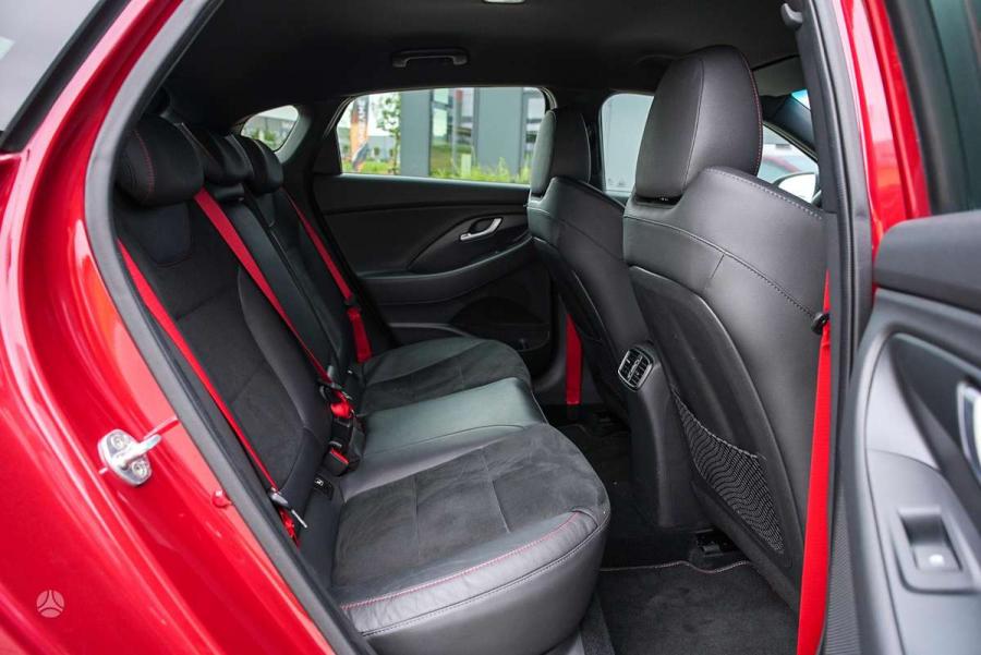 Красный Хендай i30 2022 в Каунас, объемом двигателя 1.48 л и пробегом 53 тыс. км за 16450 €, фото 37 на AUTOMOTO.COM.LV