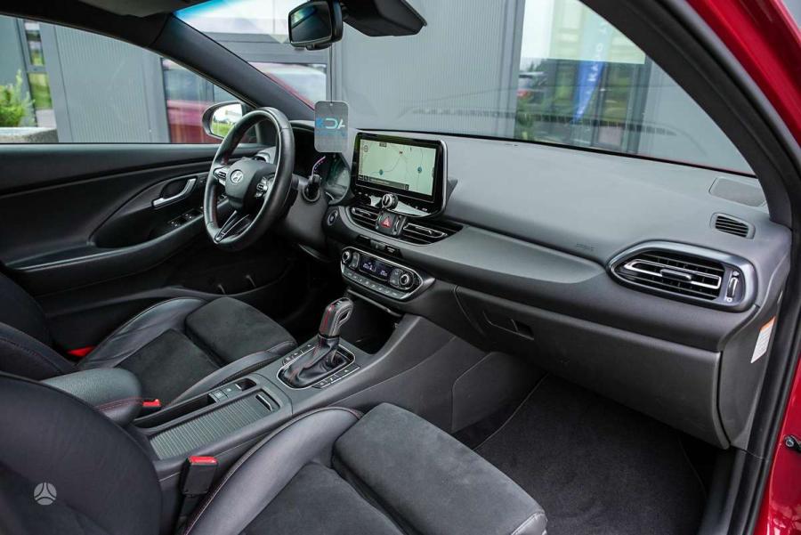 Красный Хендай i30 2022 в Каунас, объемом двигателя 1.48 л и пробегом 53 тыс. км за 16450 €, фото 40 на AUTOMOTO.COM.LV