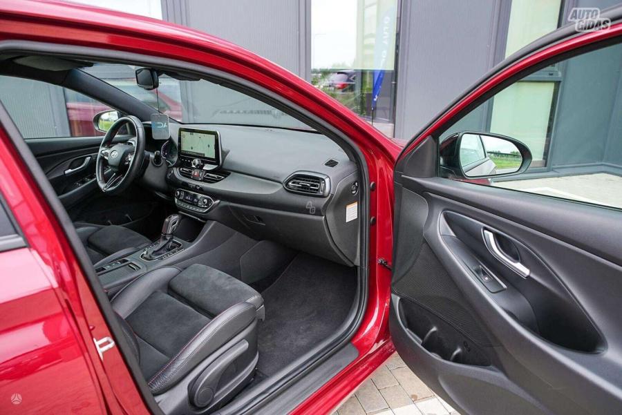 Красный Хендай i30 2022 в Каунас, объемом двигателя 1.50 л и пробегом 53 тыс. км за 16450 €, фото 38 на AUTOMOTO.COM.LV