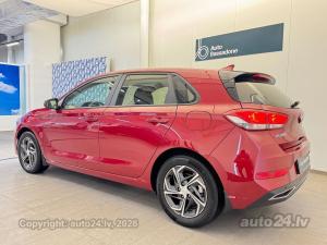 Красный Хендай i30 2023 в Таллин, объемом двигателя 1.00 л и пробегом 44 тыс. км за 15900 €, фото 5 на AUTOMOTO.COM.LV