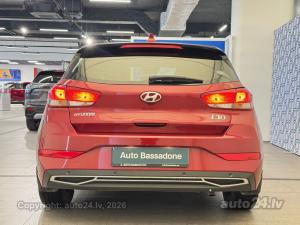 Красный Хендай i30 2023 в Таллин, объемом двигателя 1.00 л и пробегом 44 тыс. км за 15900 €, фото 6 на AUTOMOTO.COM.LV